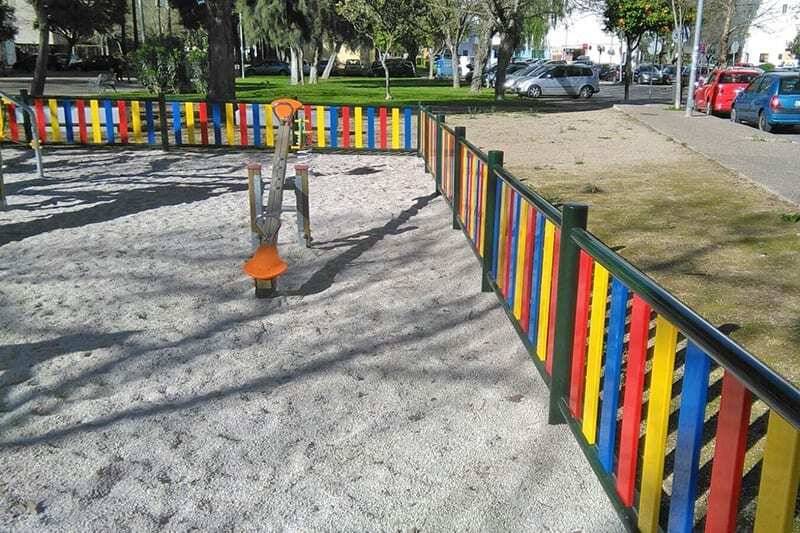 Valla infantil metálica para parques | VALLA INFANTIL METALICA